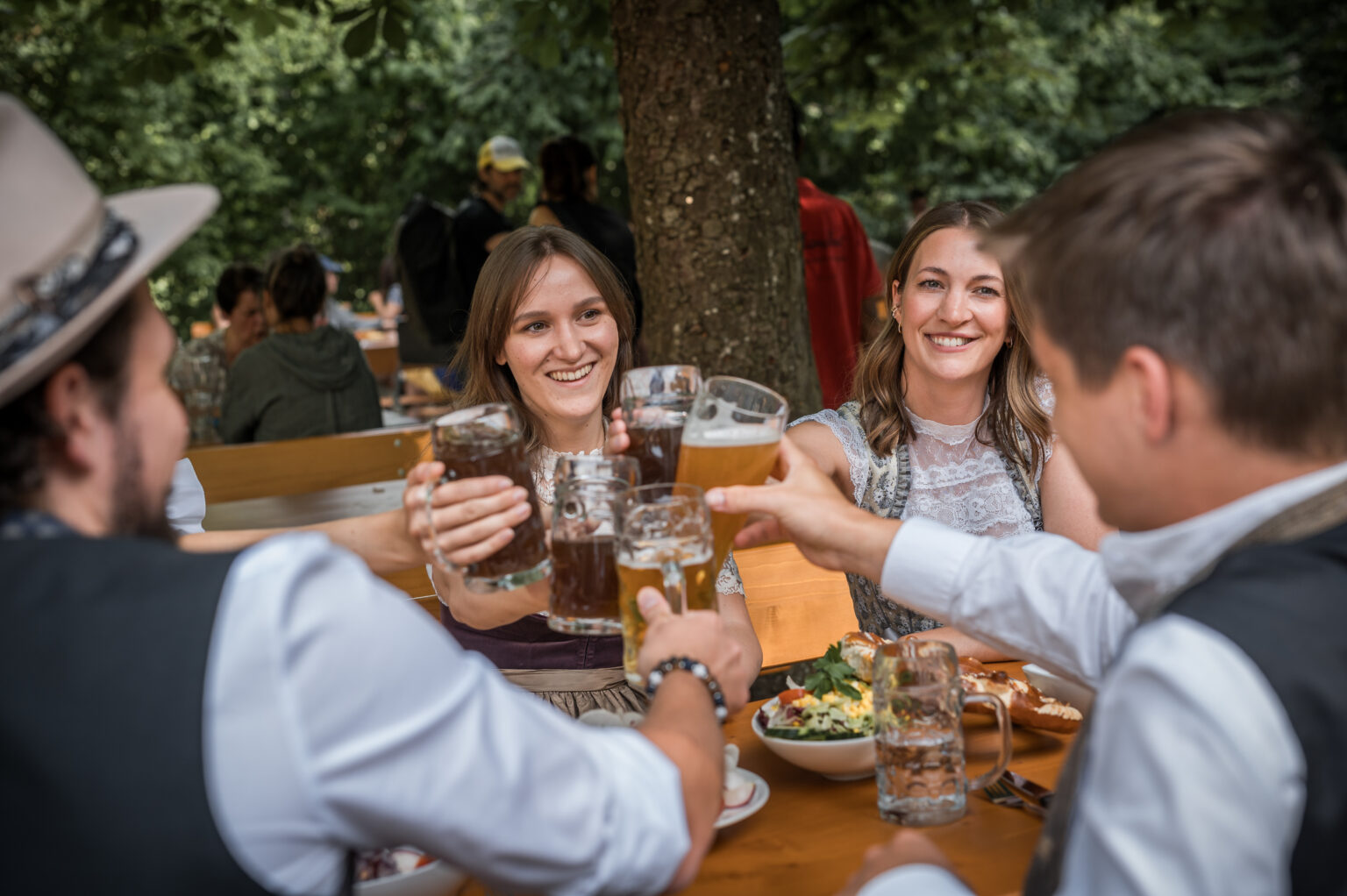 Zum Flaucher Home - Biergarten Zum Flaucher